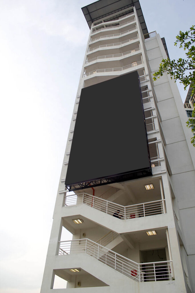 P10 Advertising Outdoor LED Screen on Building Wall - Tepixel